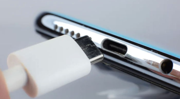 Chargie - extends phone battery lifespan by limiting overnight charging